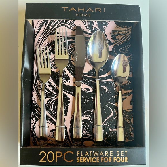 Tahari | Kitchen | Tahari Home Stainless Steel Flatware Set | Poshmark